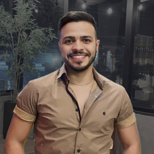 Junior Oliveira — Bio Site