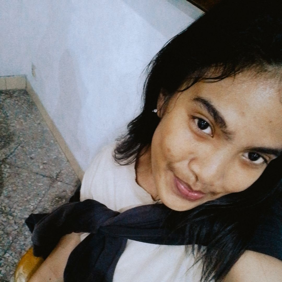 Rachel Sylm — Bio Site