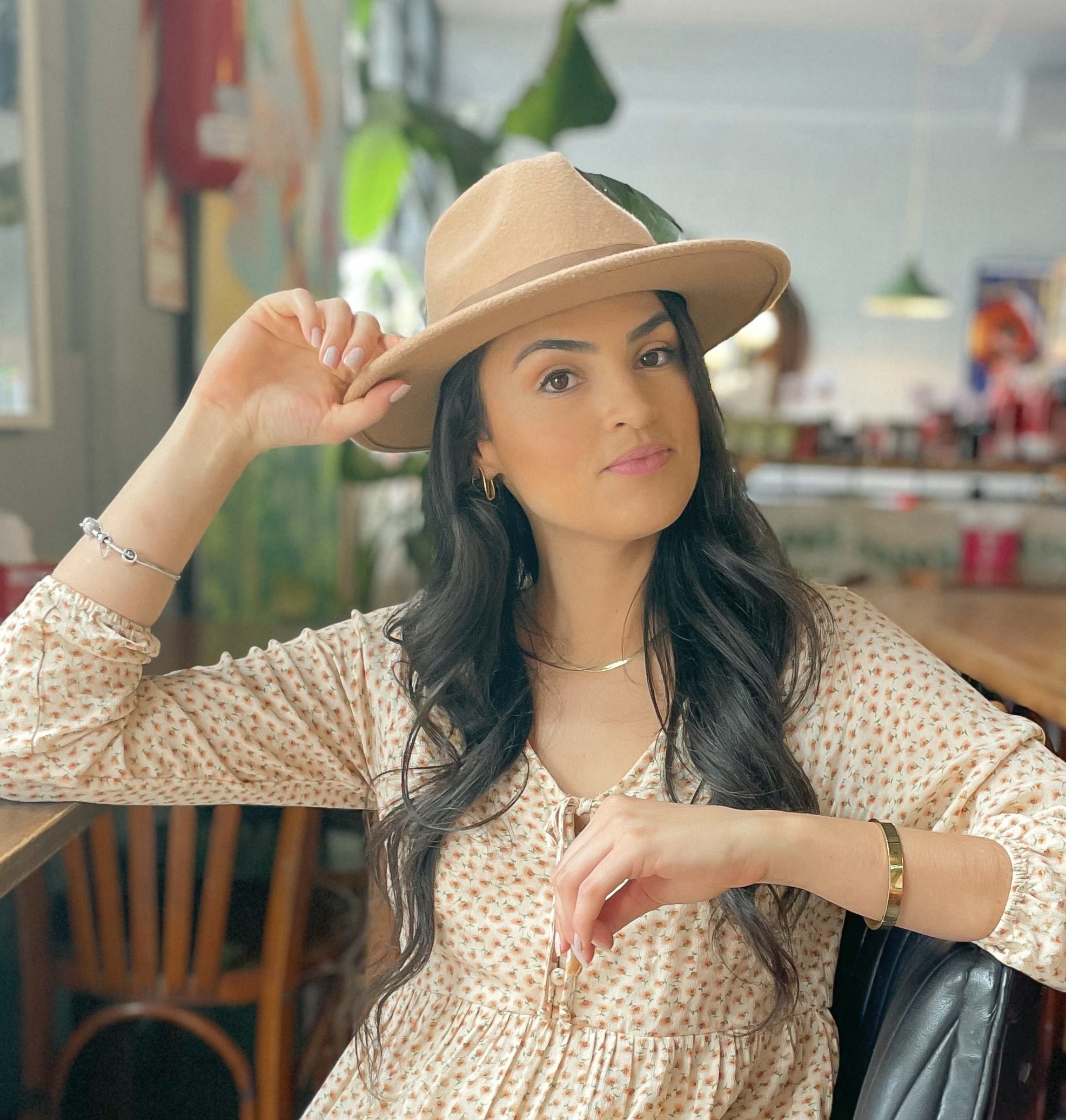 Anelise Freitas — Bio Site