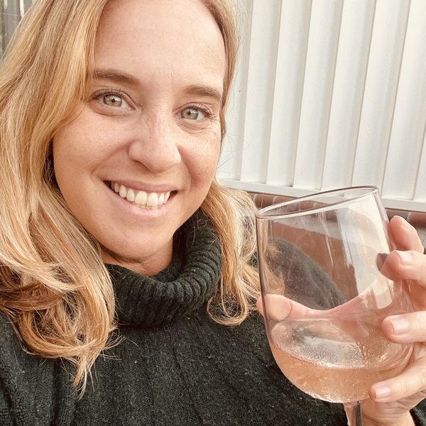 Tiffany Rhea — Bio Site