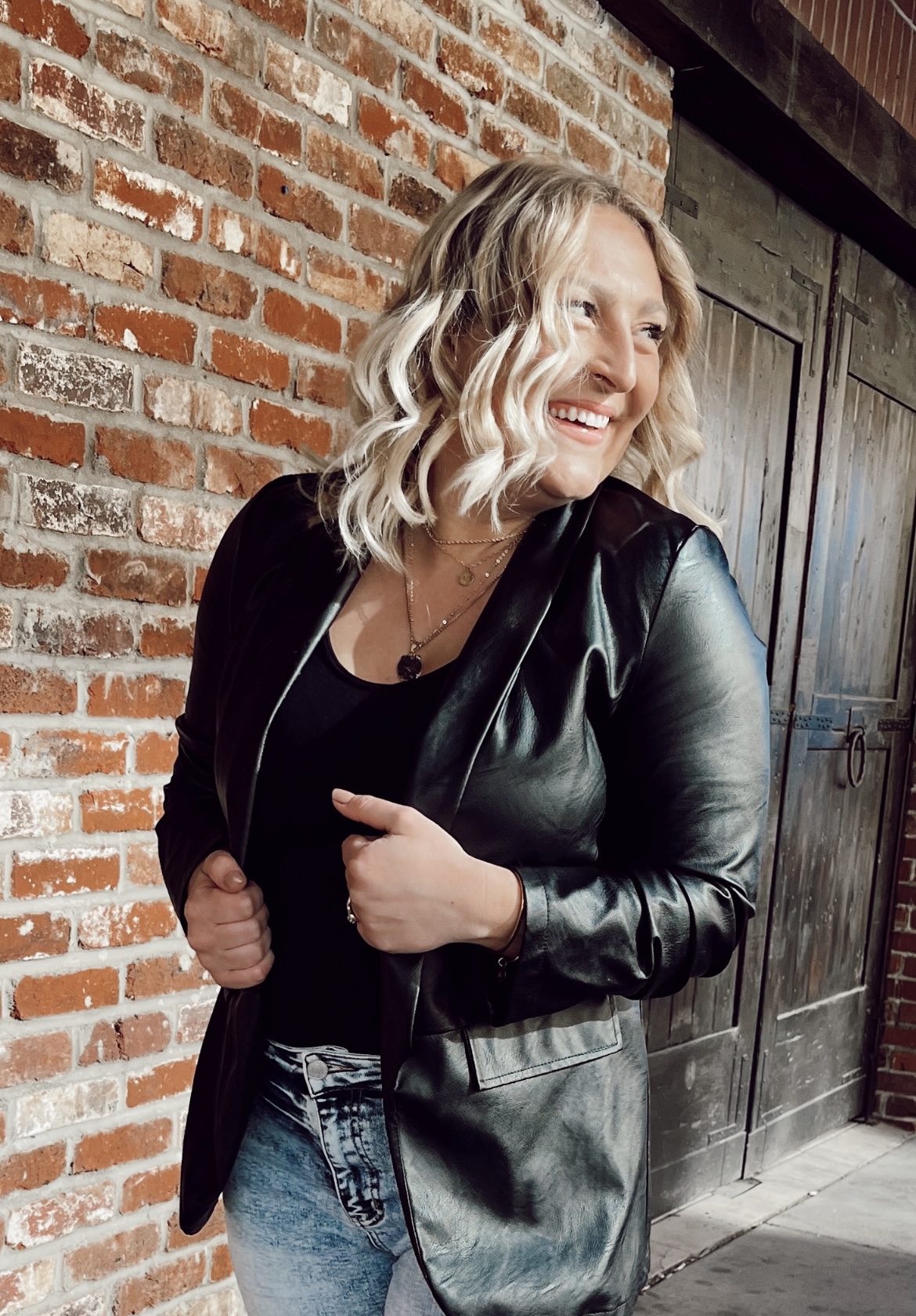 Rachel Kingston — Bio Site