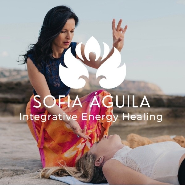 SOFIA AGUILA — Bio Site