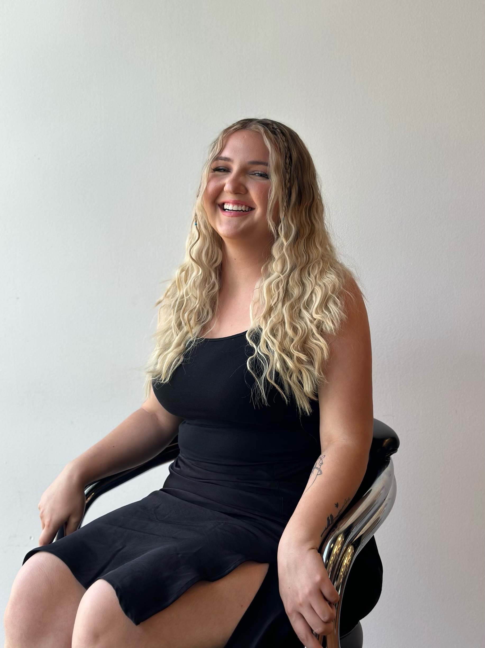 Morgan Walker — Bio Site