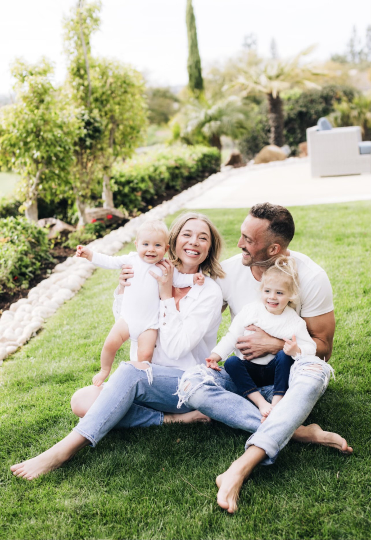 Sandy Critides — Bio Site