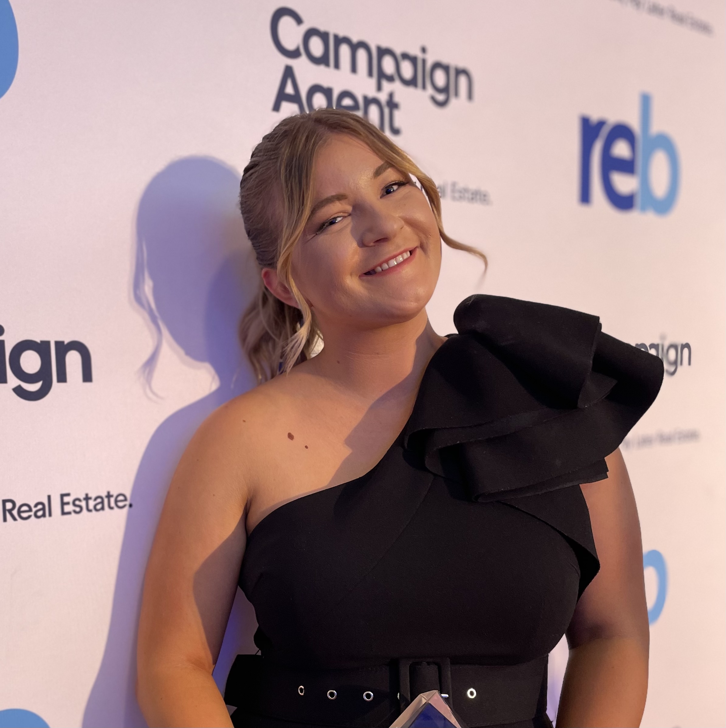 HAYLEY BARTELS — Bio Site