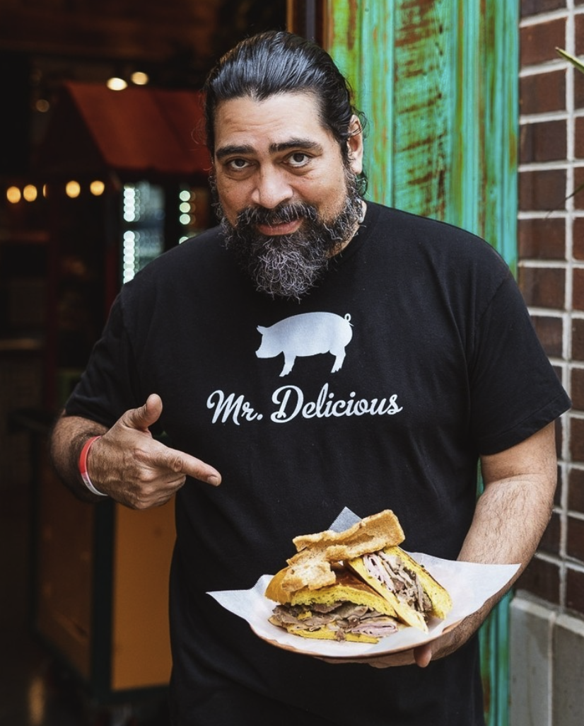 El Super Pan — Bio Site