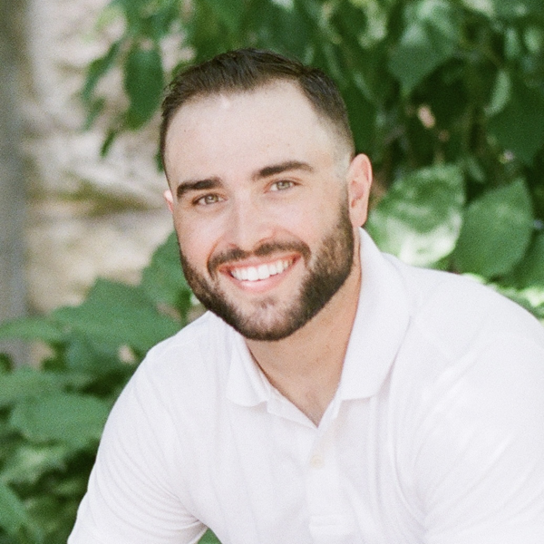 Alex Garrett — Bio Site