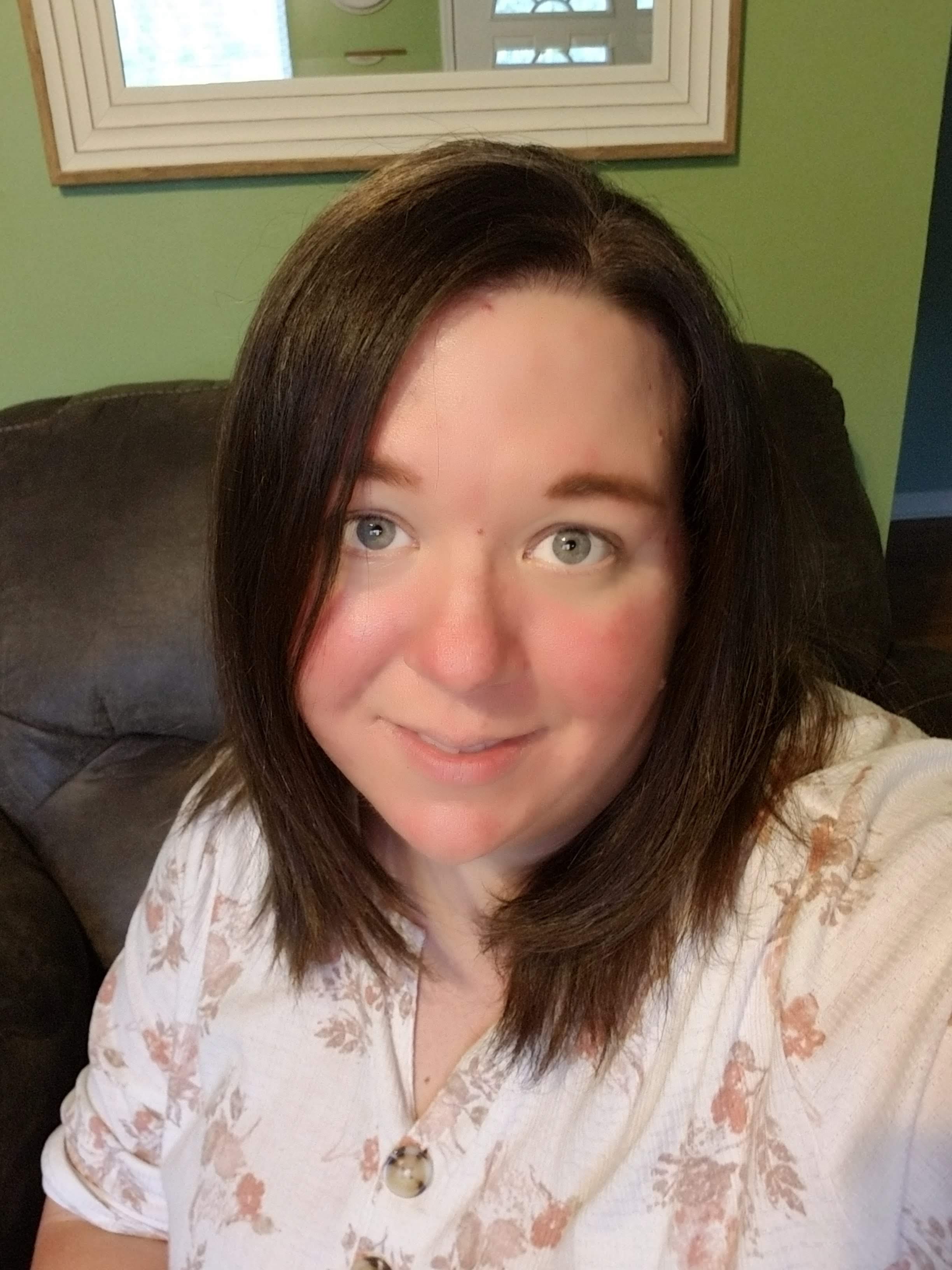 Ashley Prescott — Bio Site