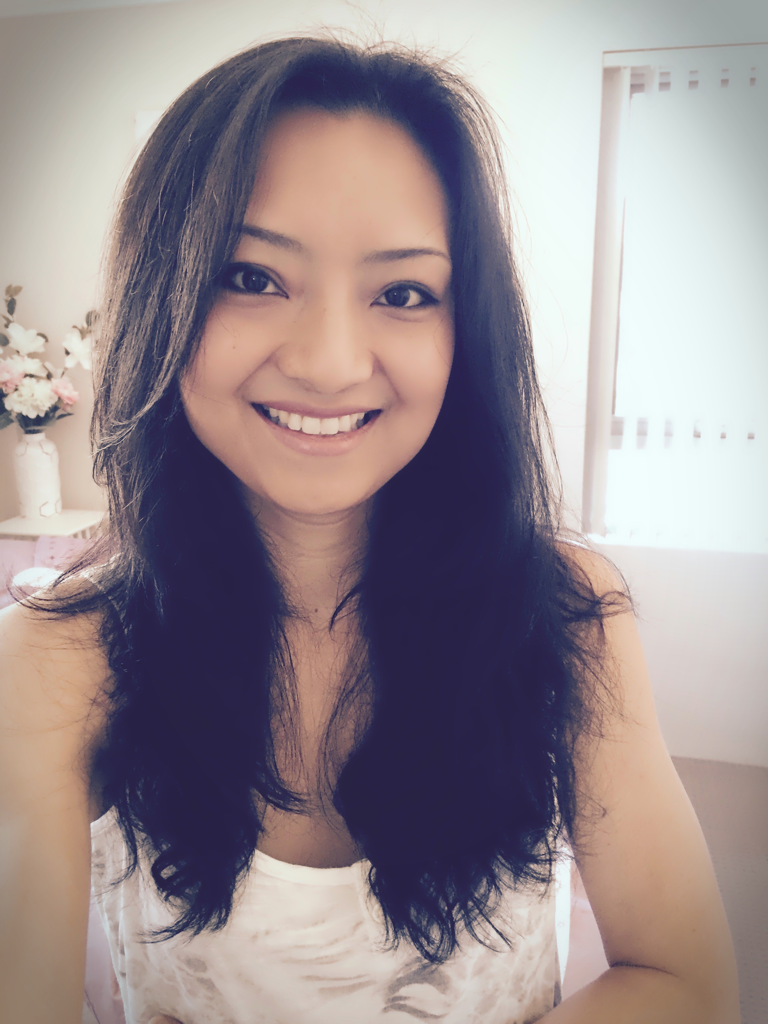 Nina Frame — Bio Site