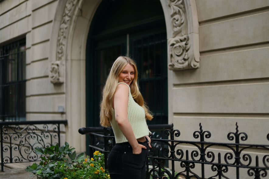 Taylor Rae — Bio Site