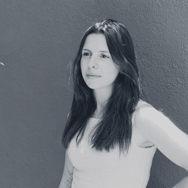 Angela Fusco — Bio Site