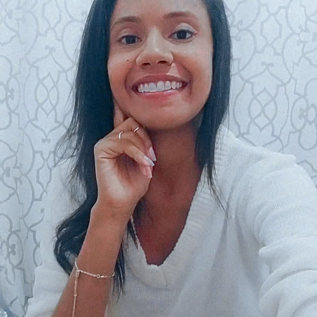 Quésia Paula Cordeiro