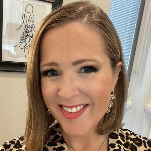 Laura Amin — Bio Site