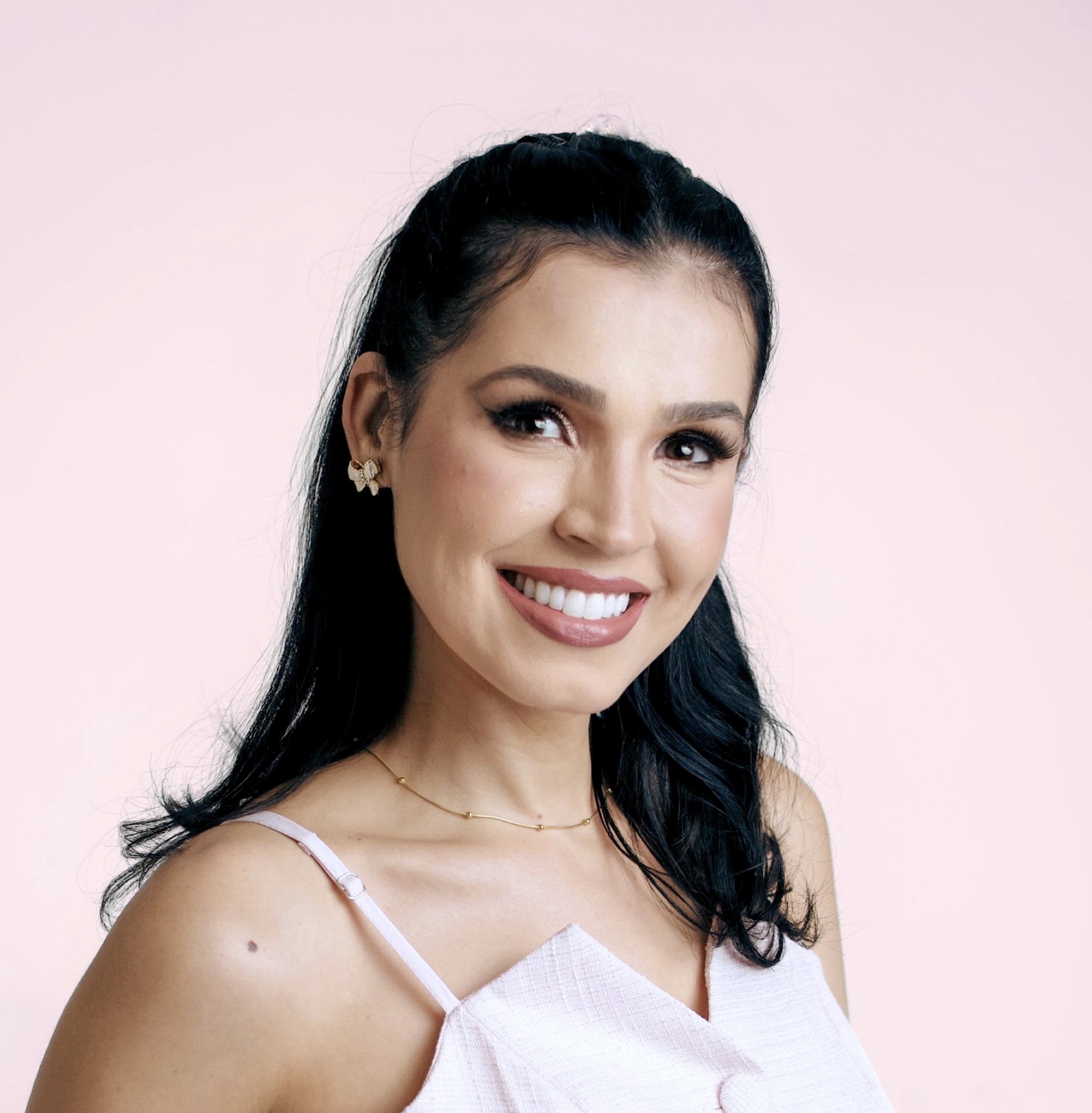 Phottovibes by Jess — Bio Site