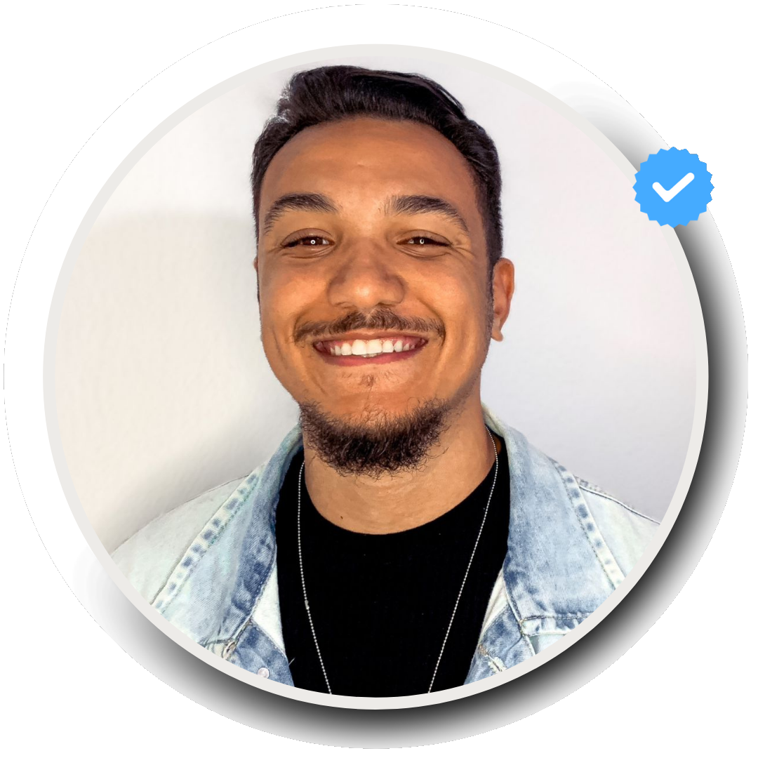 Daniel Sanches — Bio Site