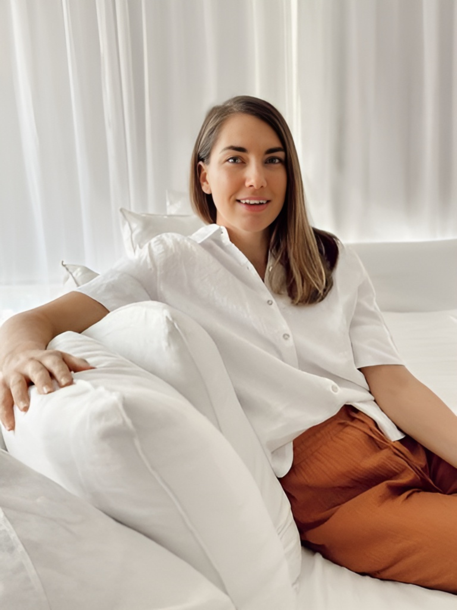 Rachel Short — Bio Site