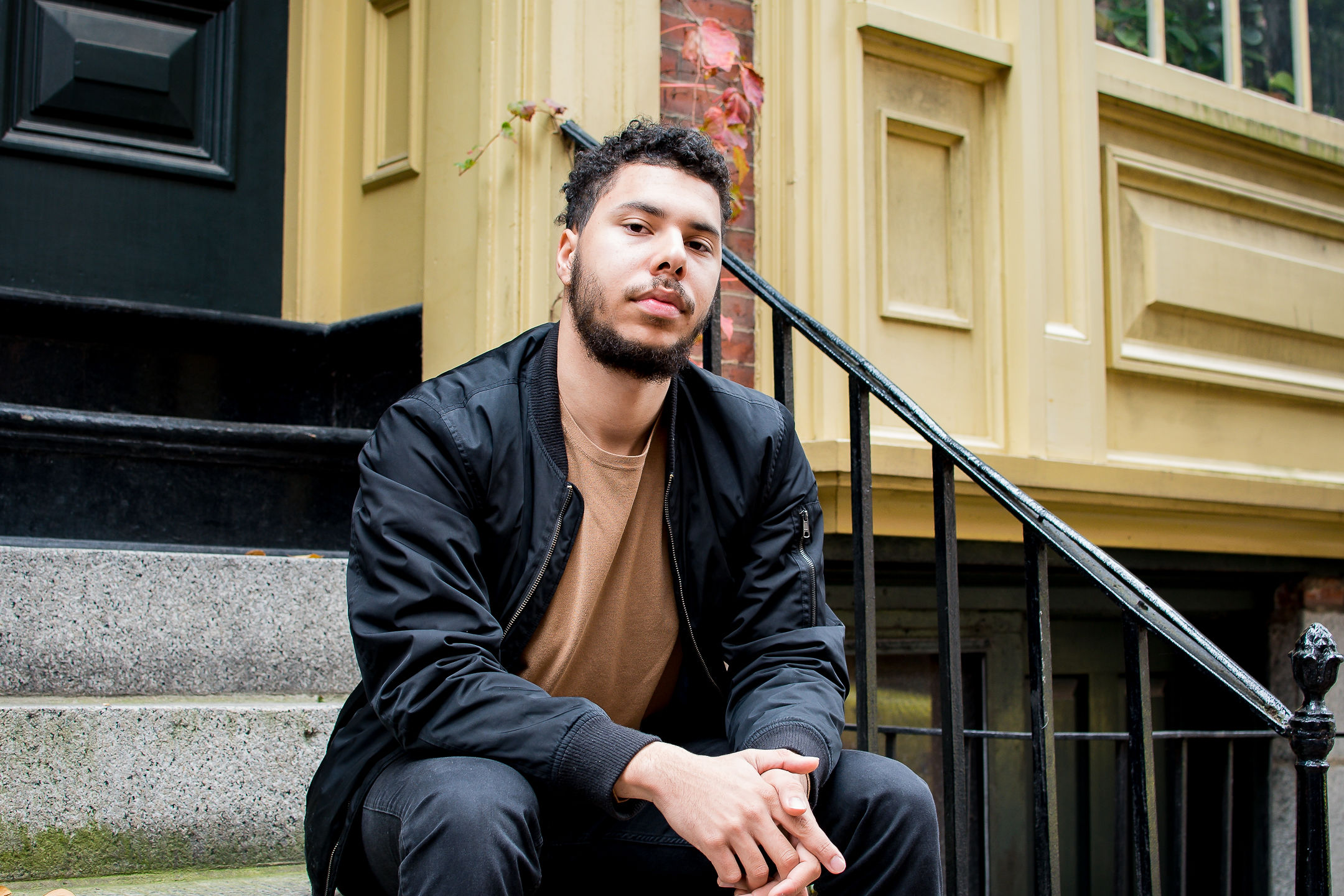 Issaya Rouson — Bio Site