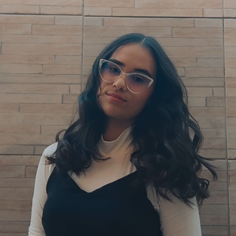 Beatriz Mello — Bio Site
