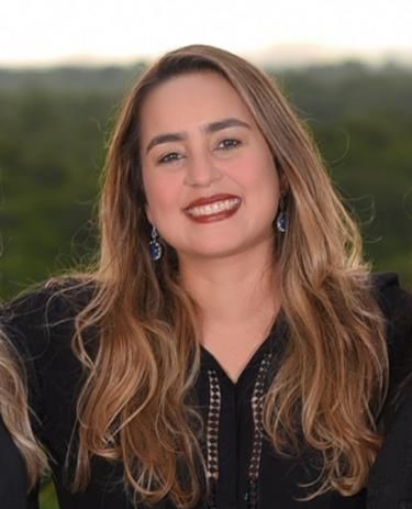 Cláudia Maria — Bio Site