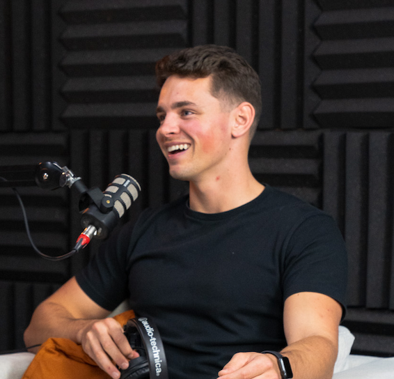 Charlie Owen — Bio Site