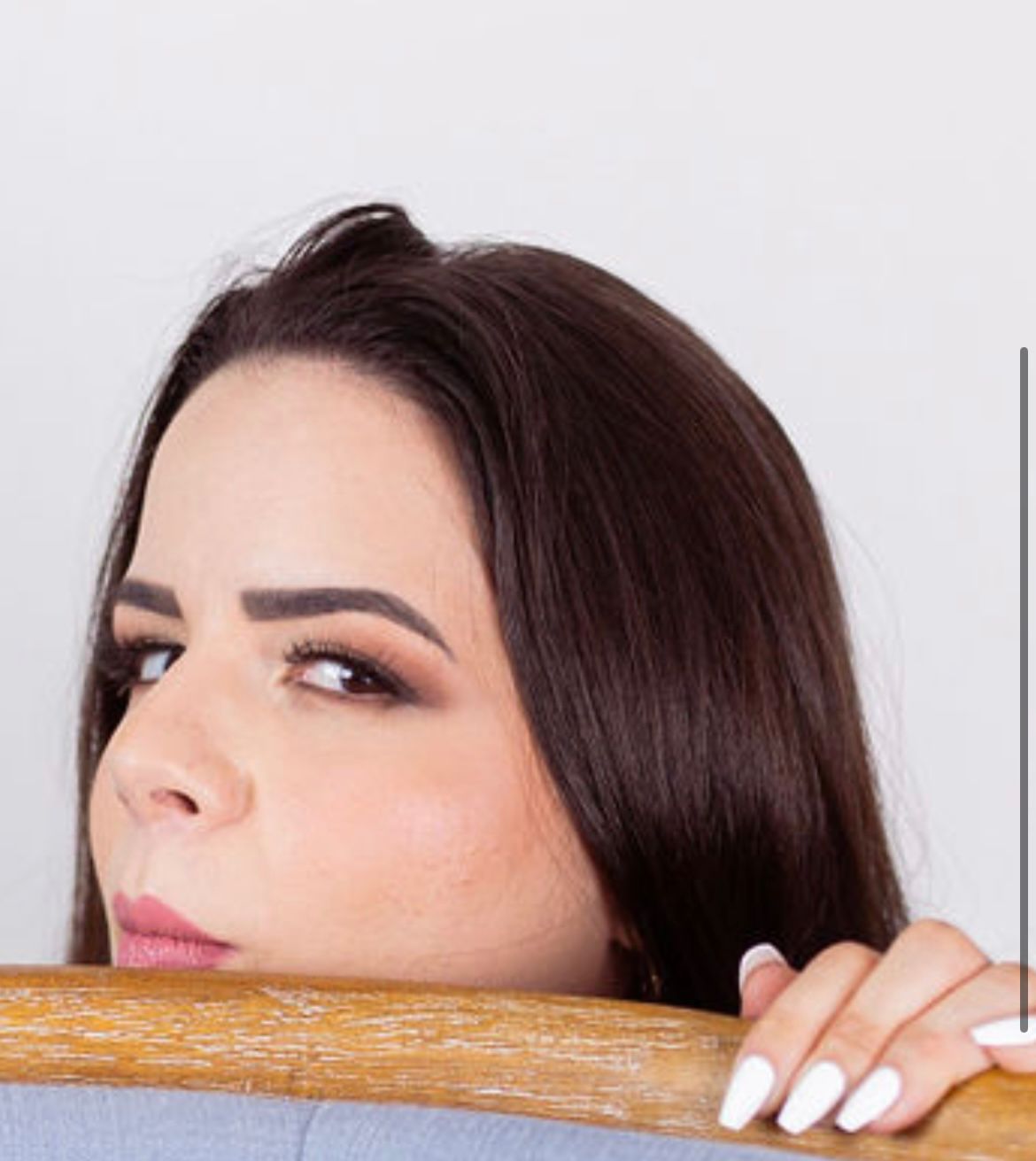 Cynthia Avelar’s — Bio Site