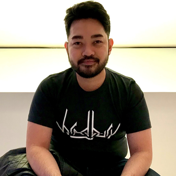 Victor Manibo — Bio Site