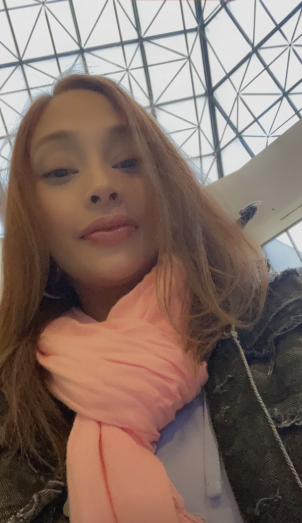 Edyth Evo — Bio Site