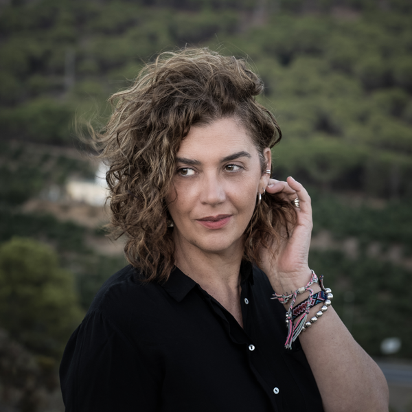 Isa Landscape — Bio Site