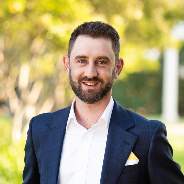 Pat Catalano — Bio Site