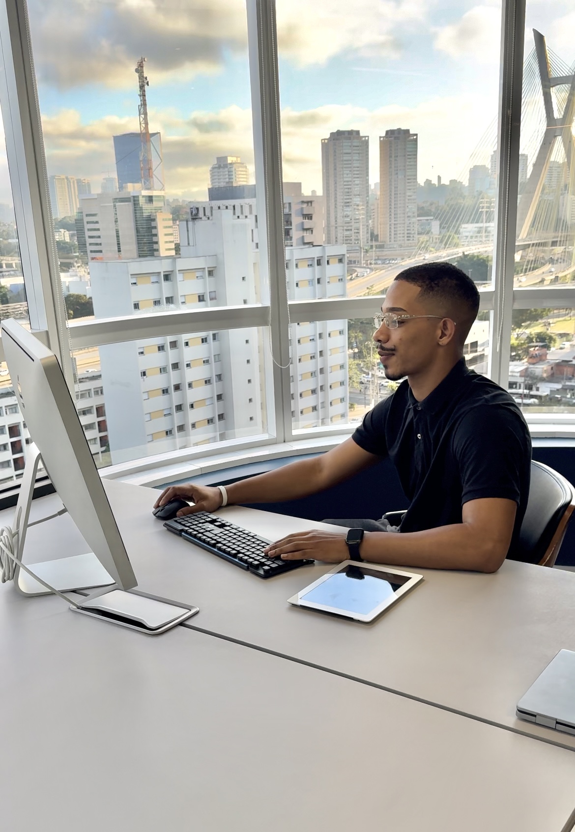 Raphael Dos Santos — Bio Site