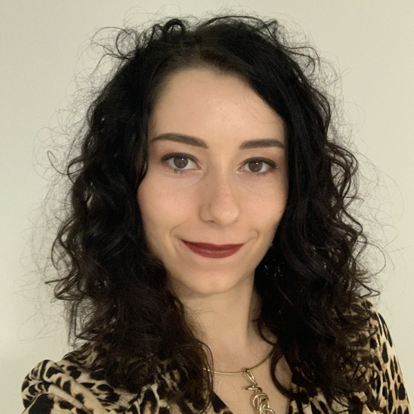 Laura Wagner — Bio Site