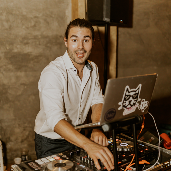 Casey Atnip // Catnip — Bio Site