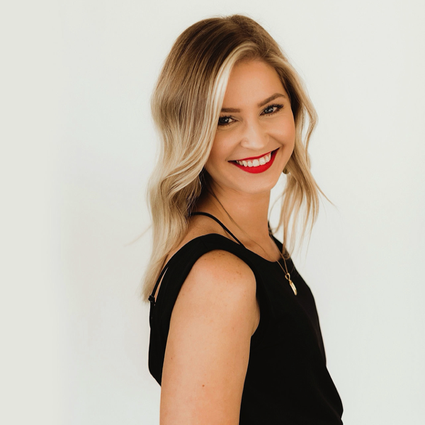 Gabrielle Marie — Bio Site