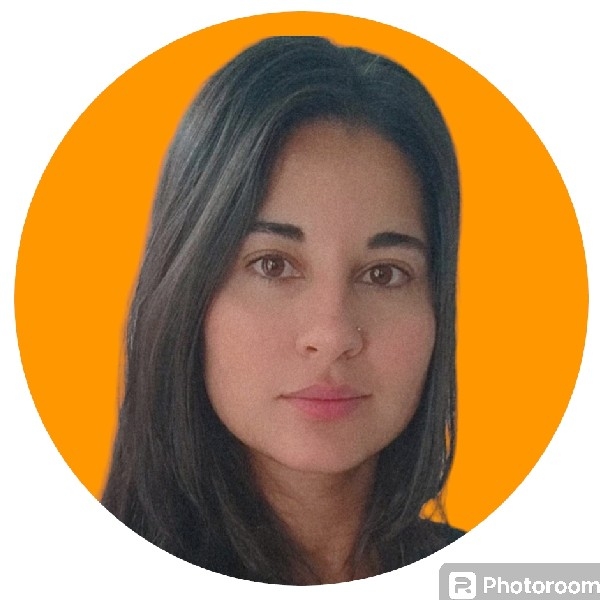 Taciane — Bio Site