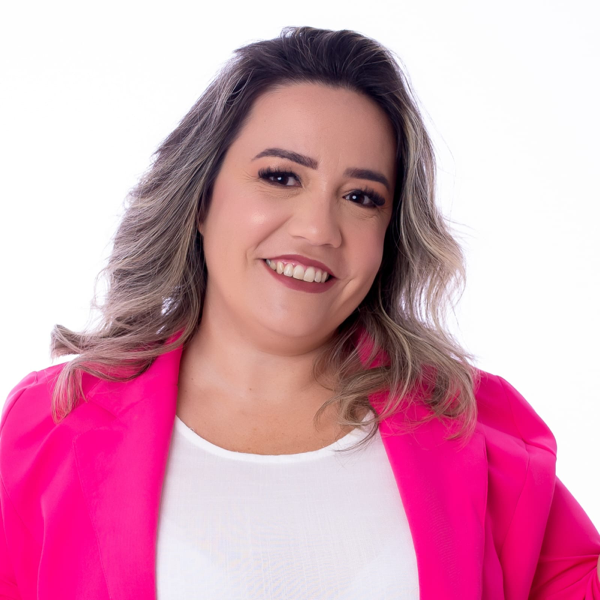 Vanessa Duarte — Bio Site