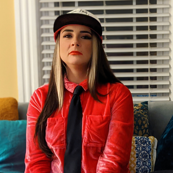 Lisa Tango — Bio Site