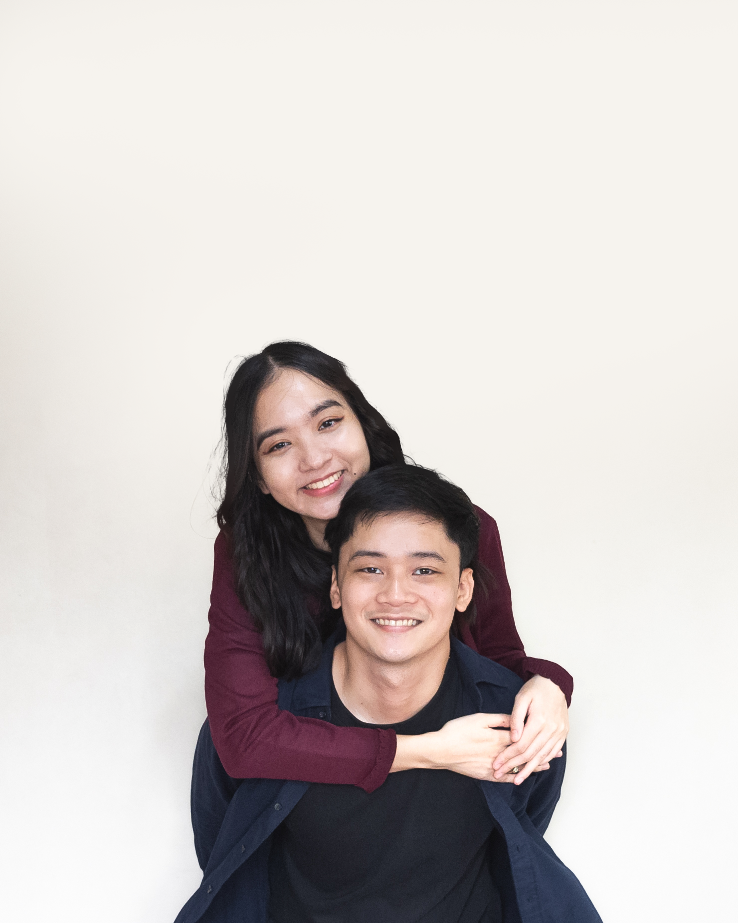 Daniel & Aika — Bio Site