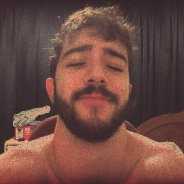 Luke Leo — Bio Site