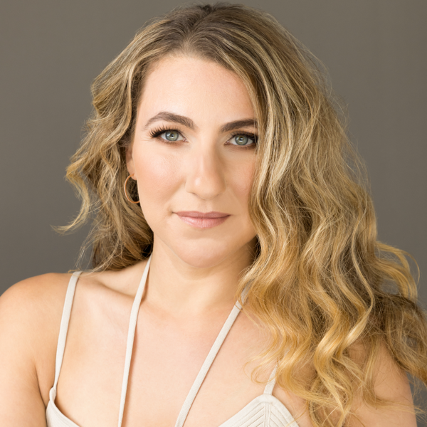 Hannah Kissel — Bio Site