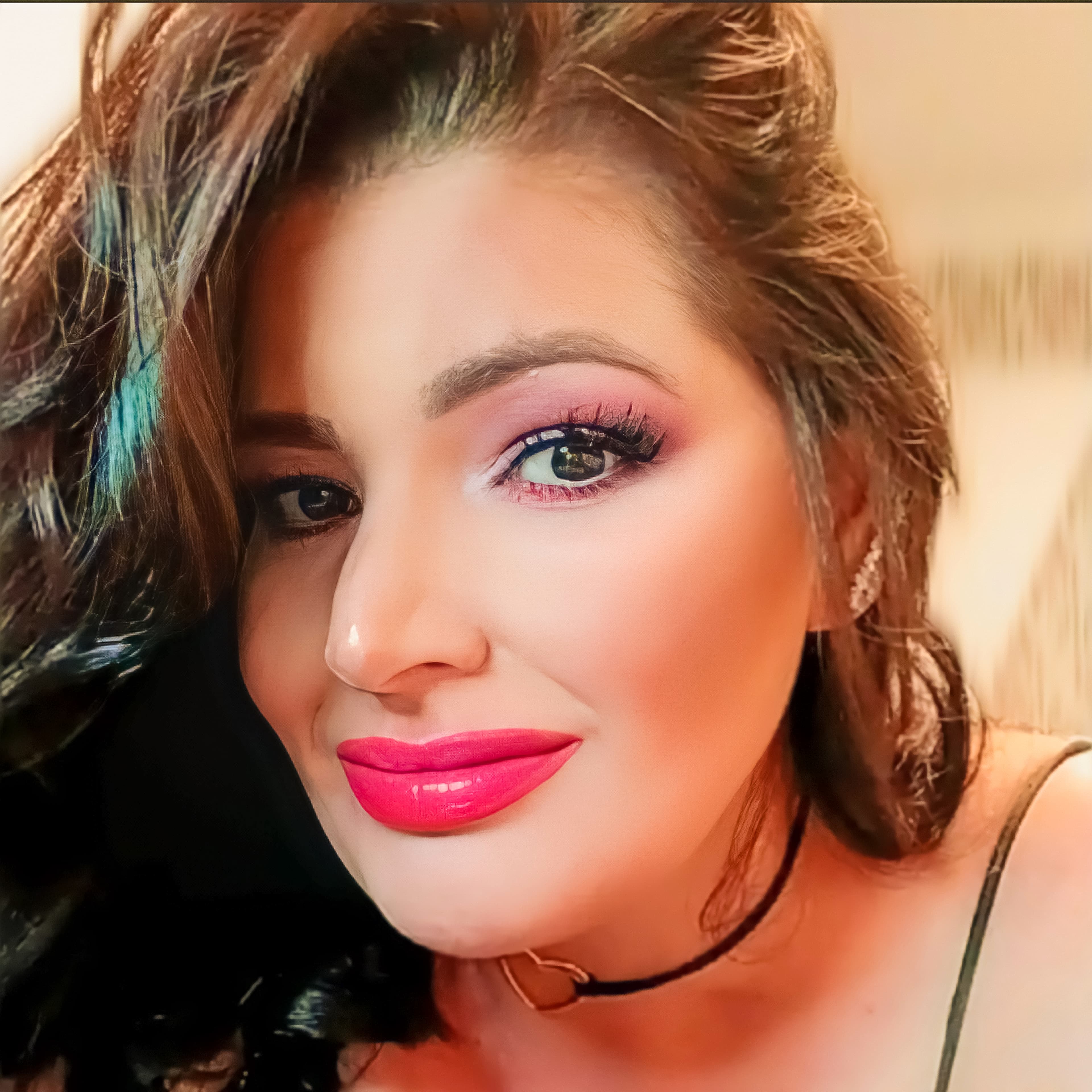 Danielle — Bio Site