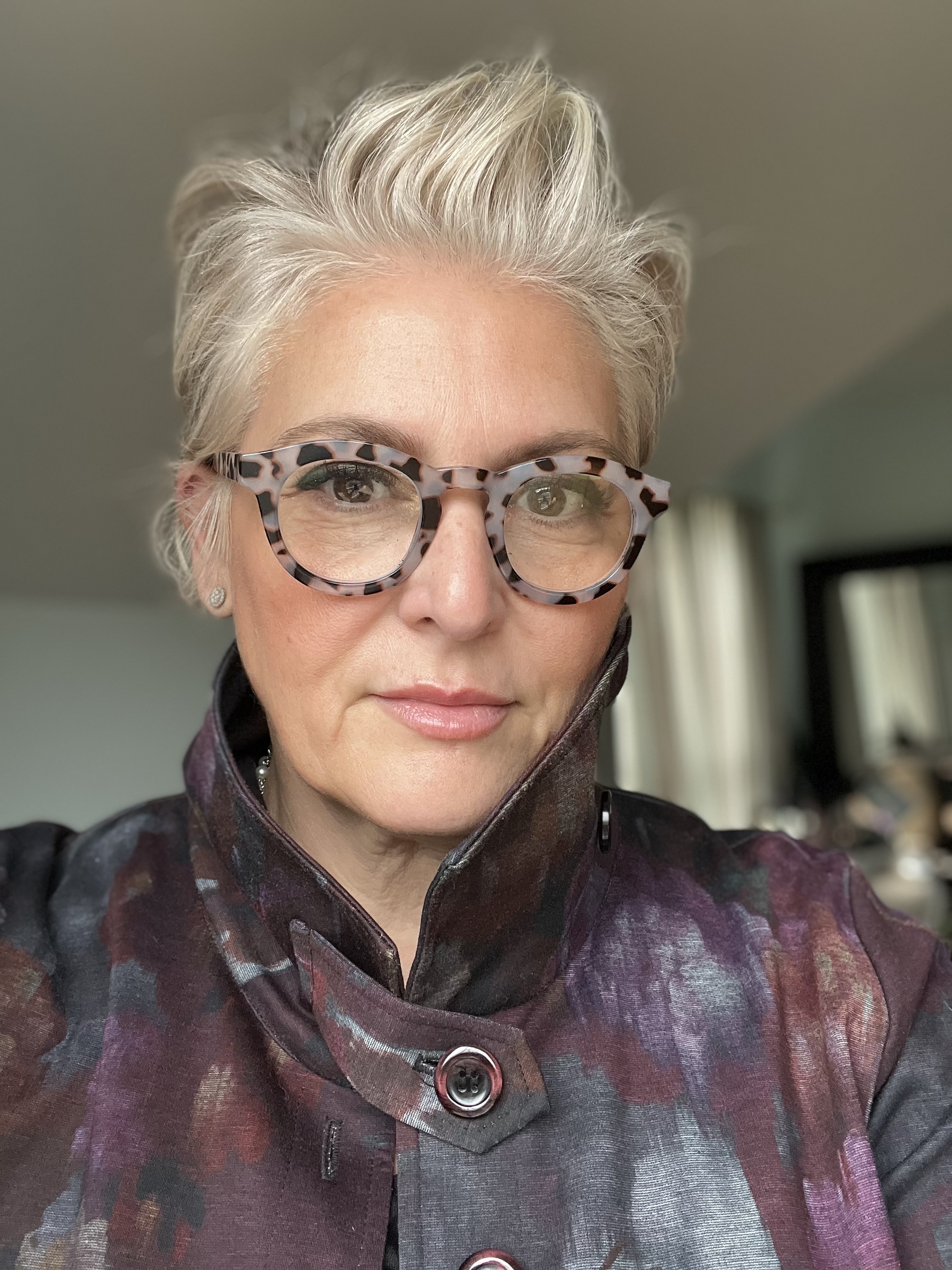 Stacey Kostue — Bio Site