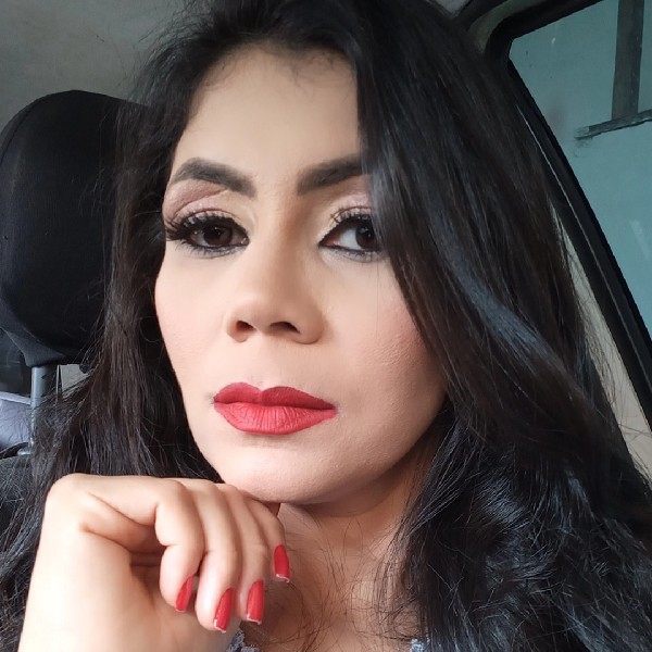 Elidiane Rodrigues — Bio Site