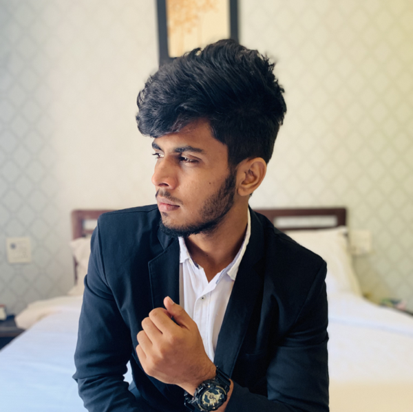 Govind Modi — Bio Site