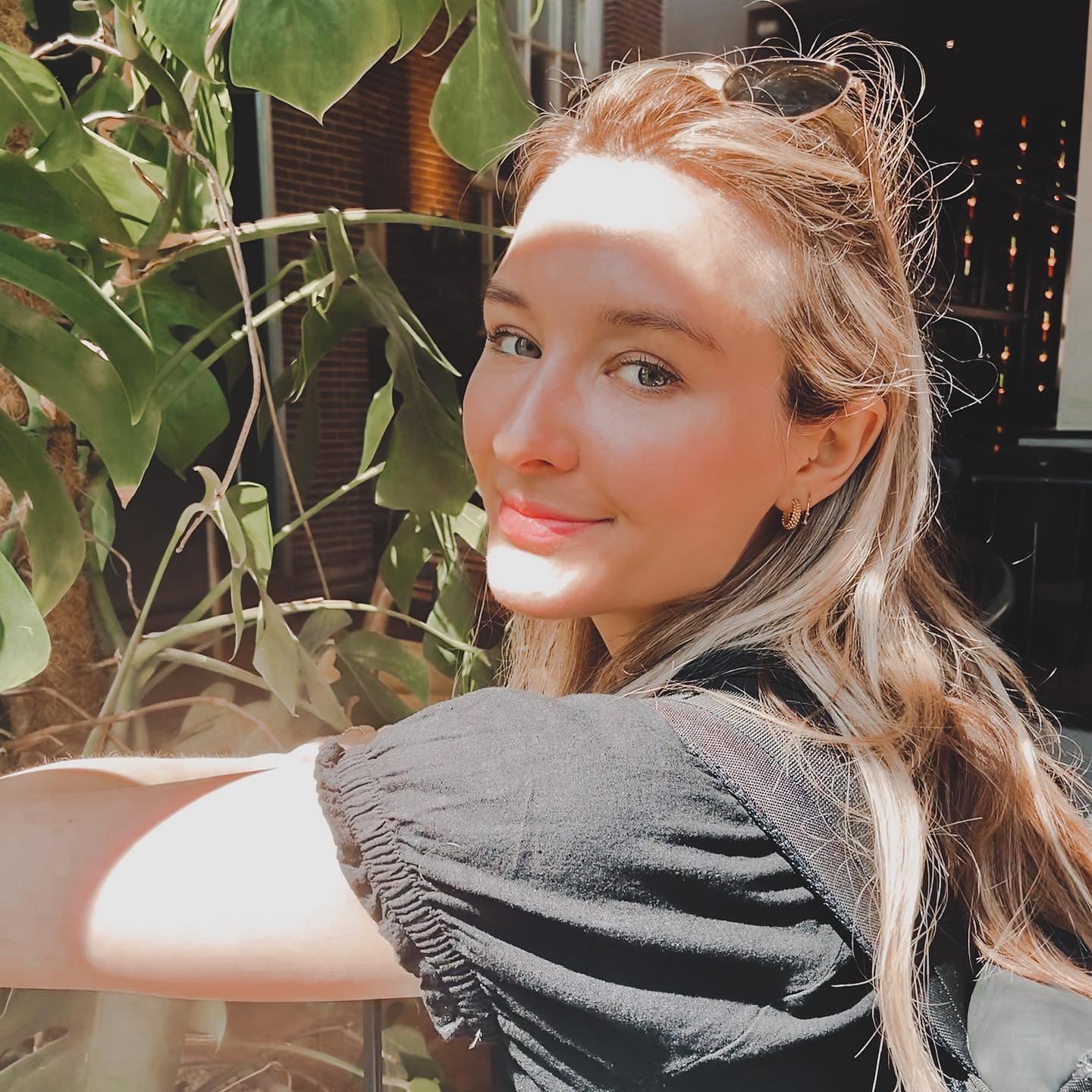 Sarah Fretwell — Bio Site