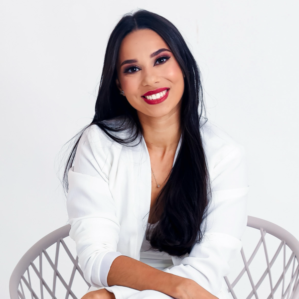 Jamilly Carvalho — Bio Site