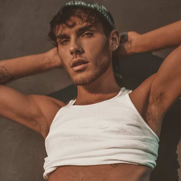 Sebby V — Bio Site