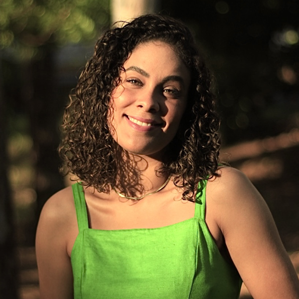 Danielle Andrade Damasceno — Bio Site