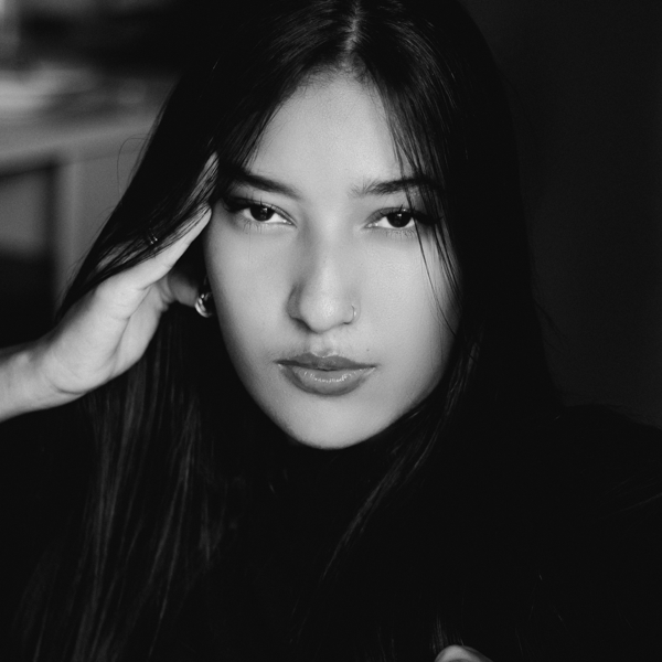 BRUNA V. — Bio Site