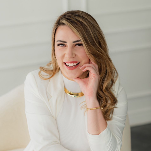 Laura Galante — Bio Site