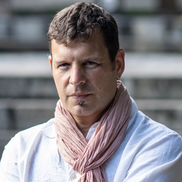 Miles Neale — Bio Site